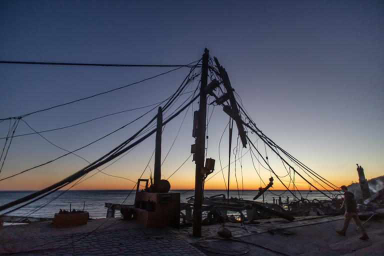 LADWP is moving Pacific Palisades power lines underground. Will ...