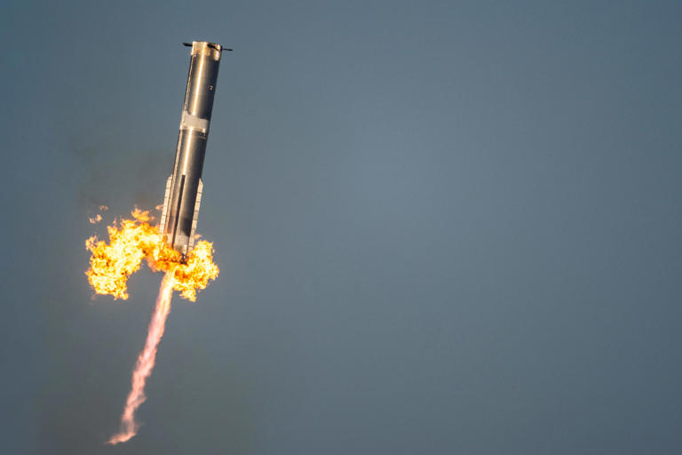 SpaceX's Starship vehicle explodes once again during 8th flight test ...