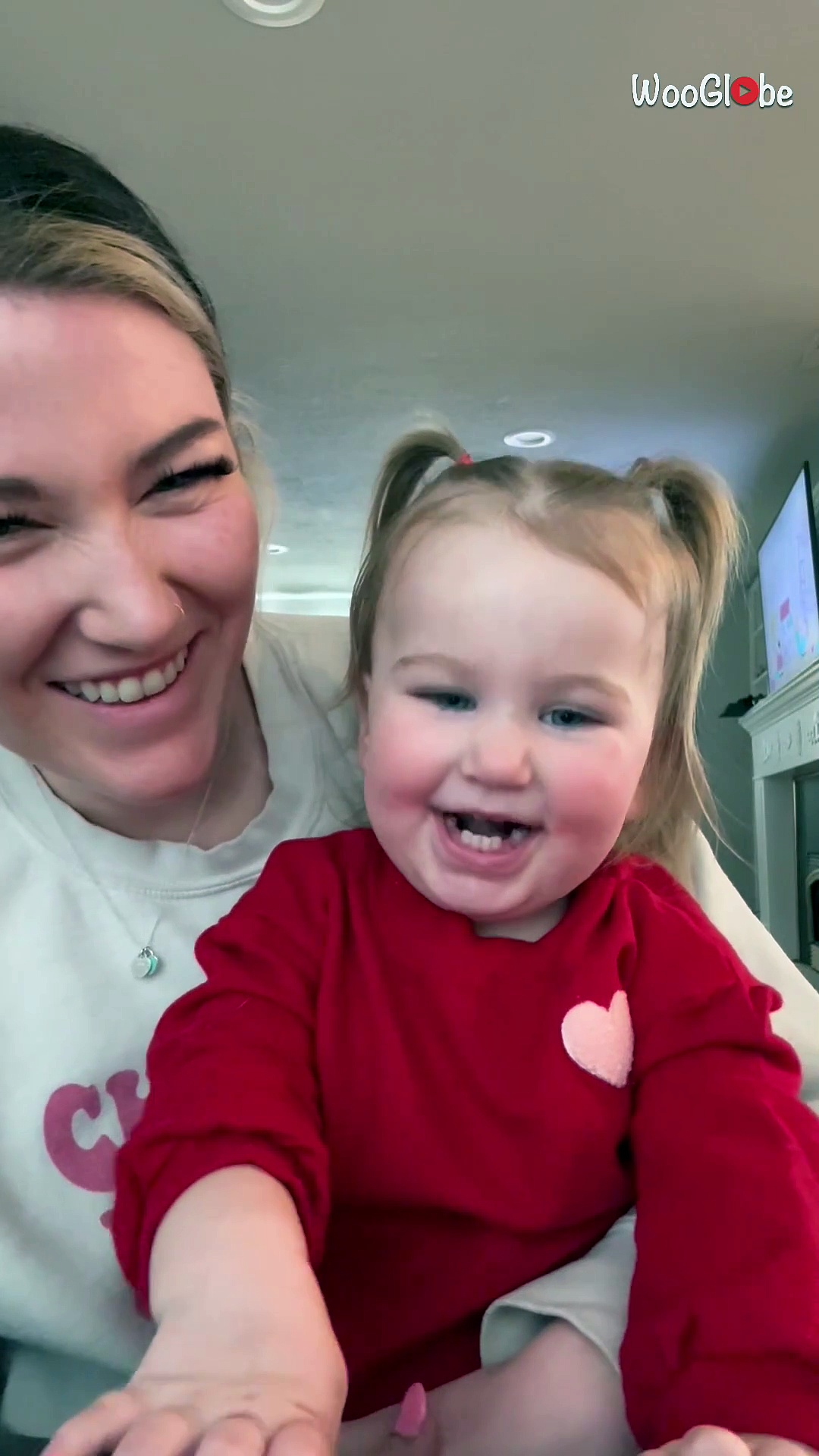 Mom tries the 'You make the face, I make the sound' challenge with toddler