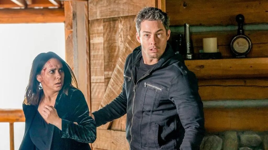 '9-1-1' Star Jennifer Love Hewitt Calls Serial Killer Abduction the ...