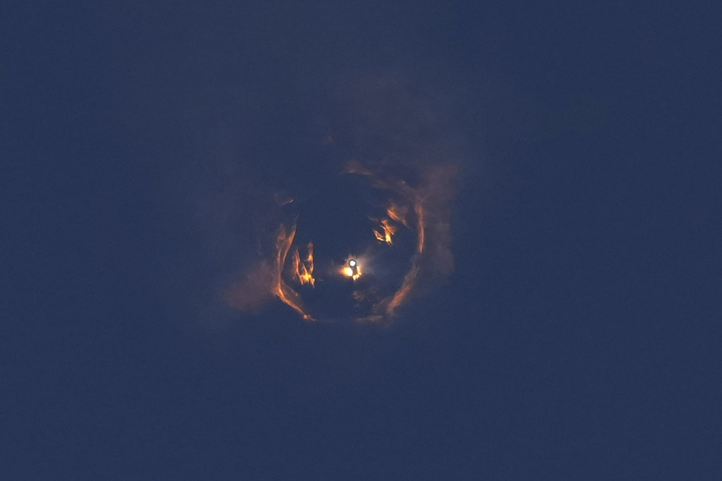 SpaceX's latest Starship test flight ends with another explosion