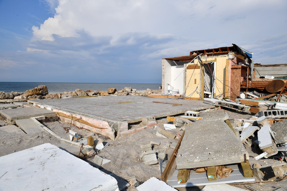 Astounding photos show Hurricane Milton's vast destruction in Florida ...