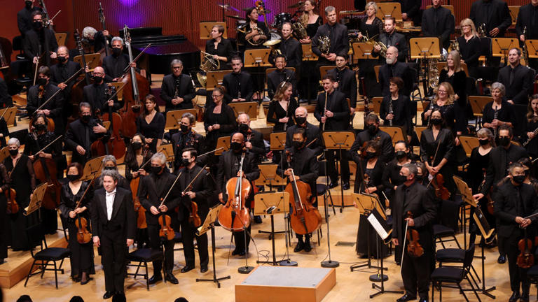 LA Phil Announces '25-'26 Disney Hall Schedule: Dudamel's 14-Program ...