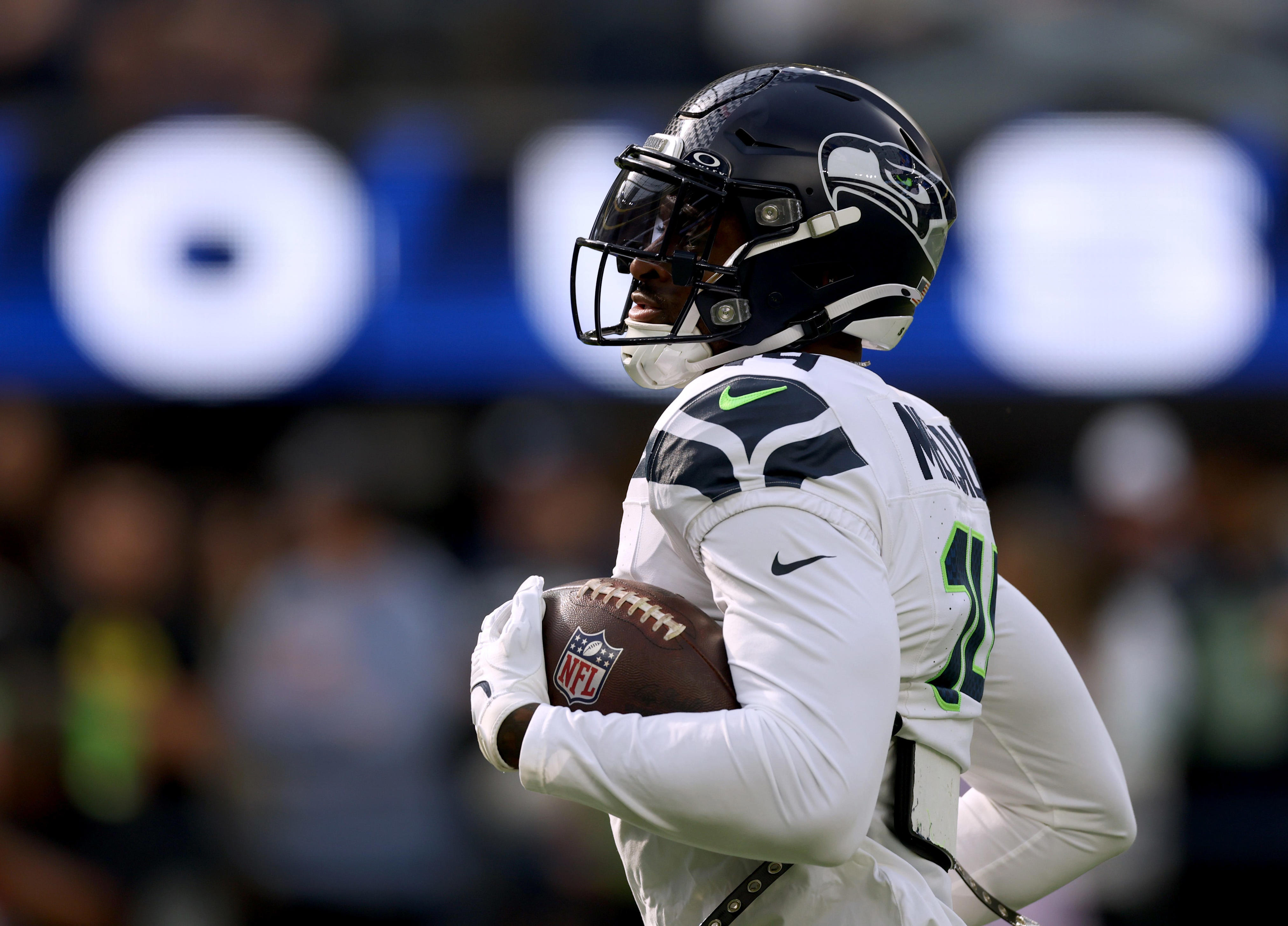 Ranking DK Metcalf trade packages, from outrageous to realistic