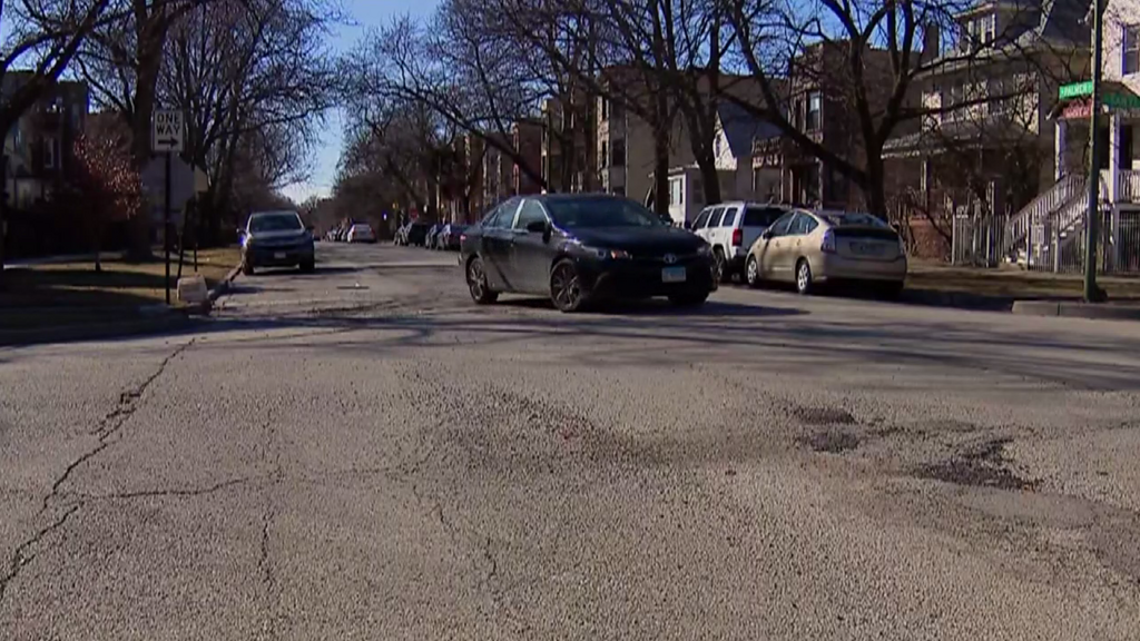 Neighbors in Chicago's Logan Square concerned after 4 reported sexual ...
