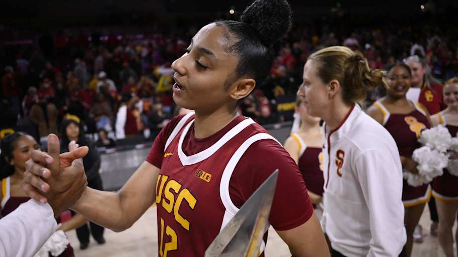 Uconn Leads Updated Women’s Basketball National Championship Odds: USC ...