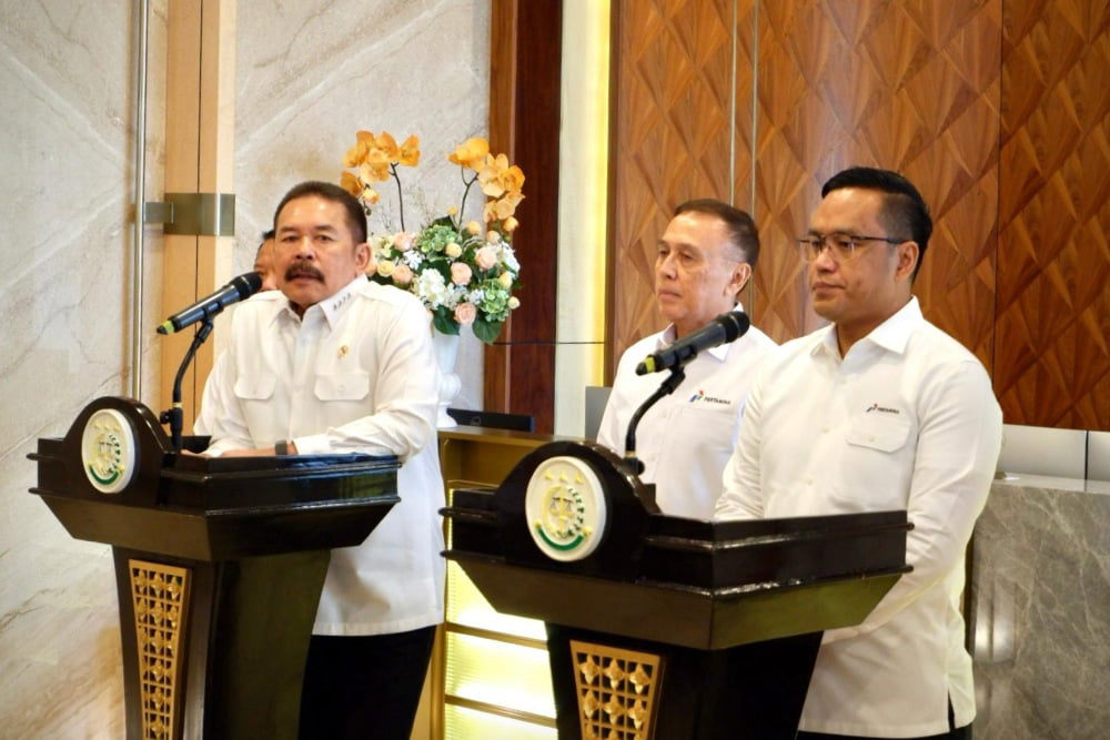 Jaksa Agung Bakal Tancap Gas Tuntaskan Kasus Korupsi Pertamina Jaksa Agung Bakal Tancap Gas Tuntaskan Kasus Korupsi Pertamina