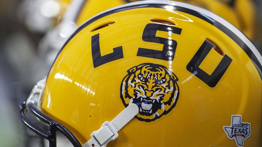 LSU football targets ex-national champion Kyle Williams as DL coach: report
