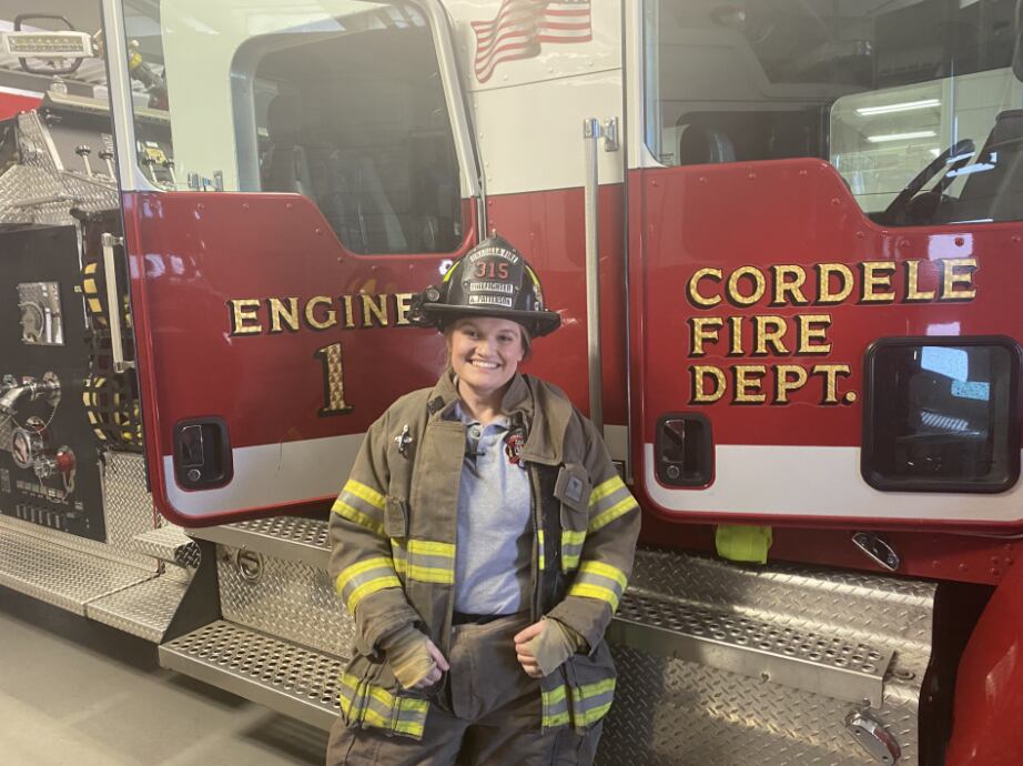 Mom of 4 makes history as the first female firefighter for Cordele Fire ...
