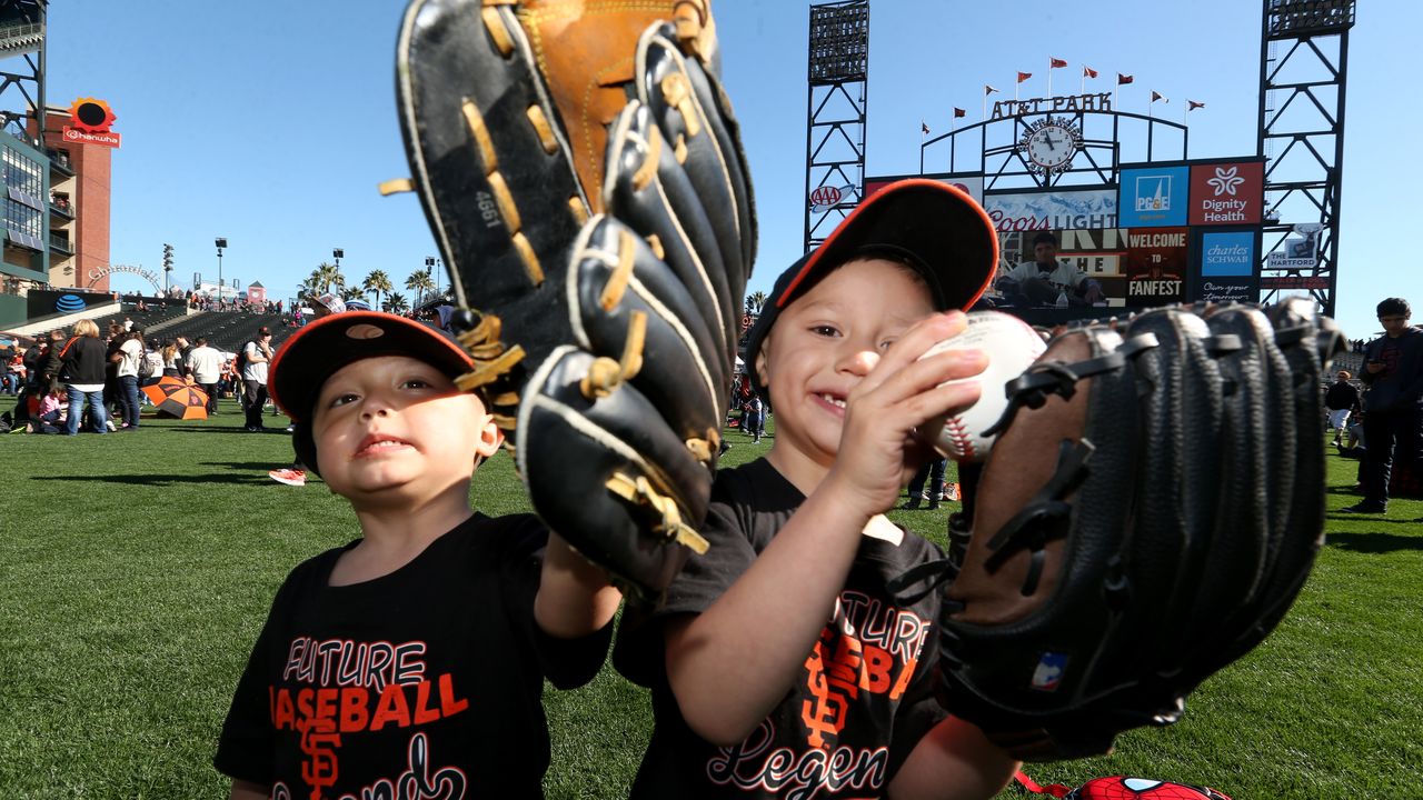 6 things to do in SF this weekend: Giants FanFest, crab crawl and more