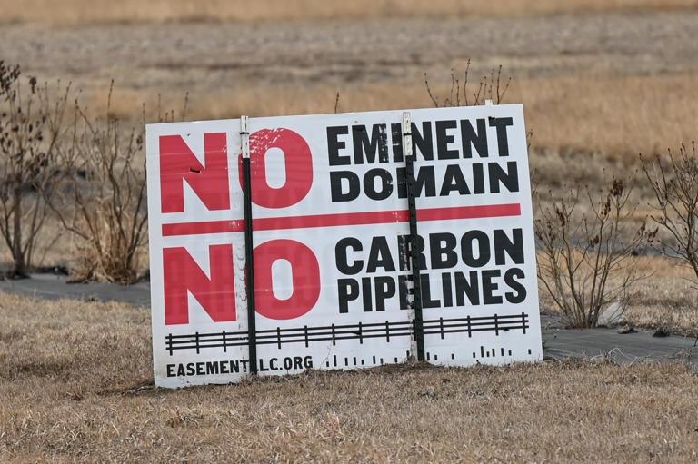 Summit asks pause in carbon pipeline permit application after South Dakota eminent domain ban