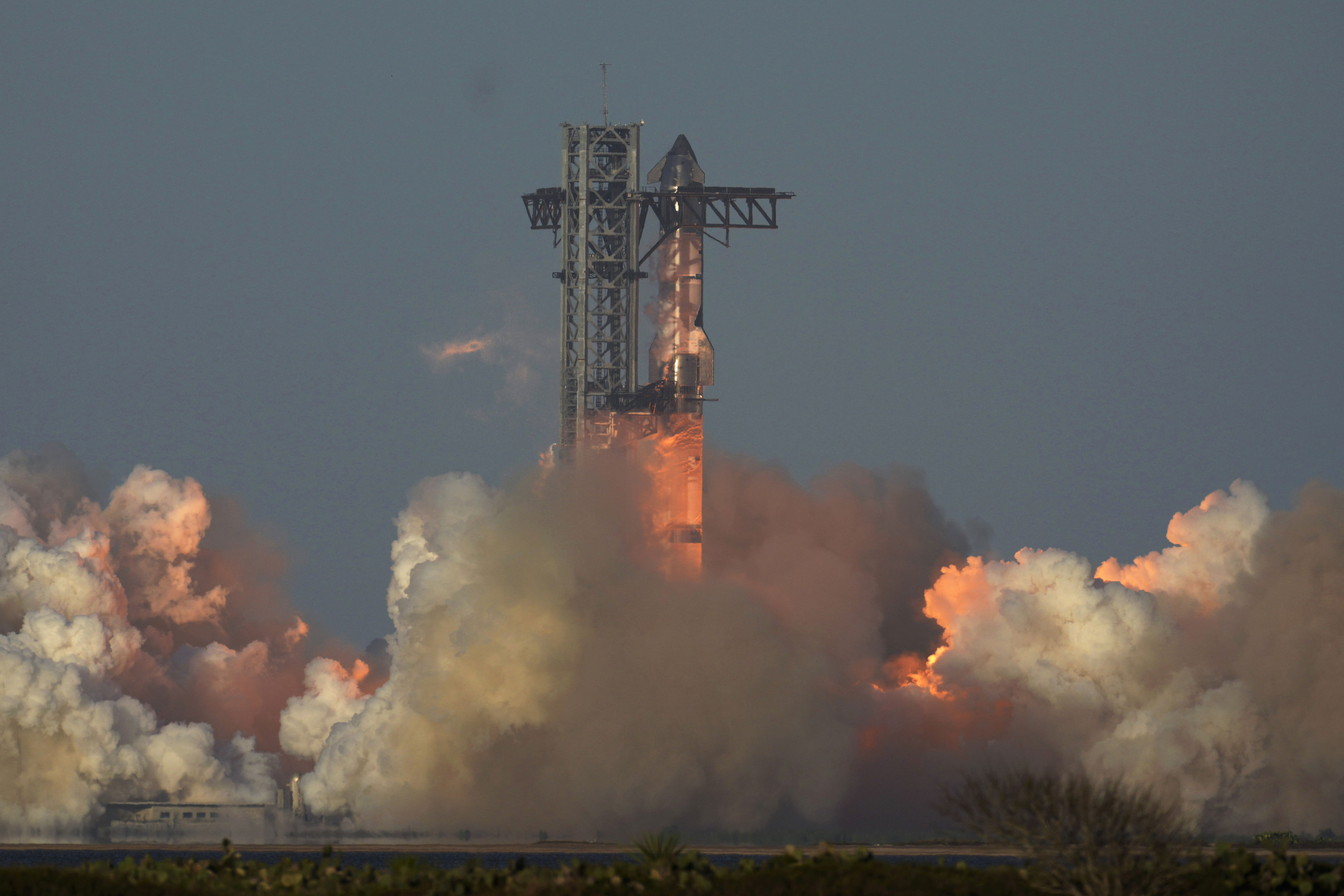 SpaceX launches Starship 8, lands reusable Super Heavy booster before ...