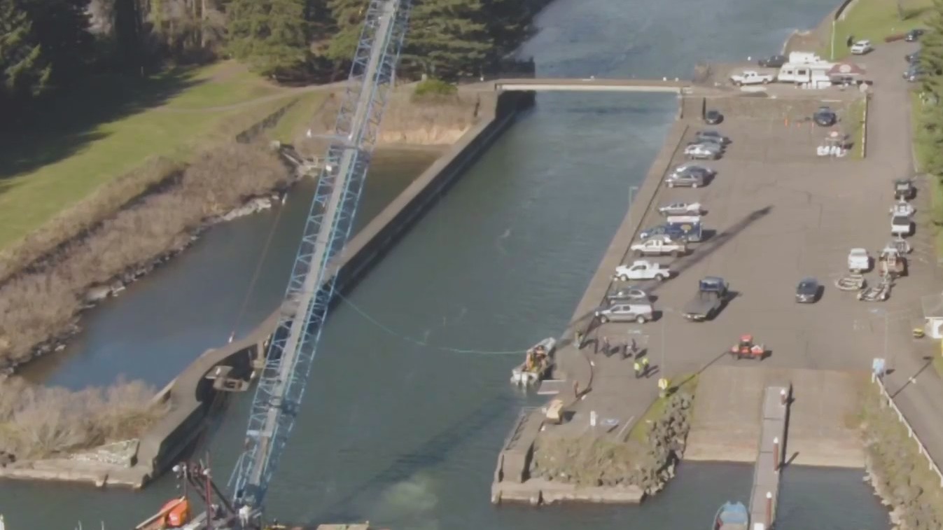 Cascade Locks locals react after new lead prompts search in 1958 cold case