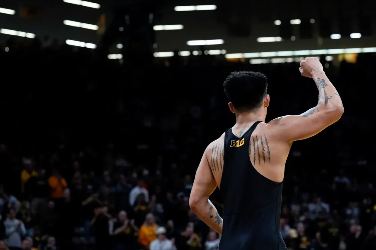 Welcome to the B1G show: Iowa heads to conference tournament