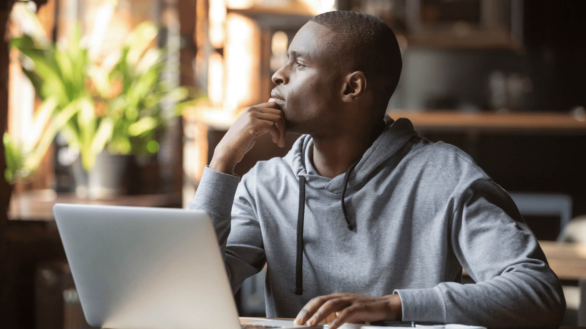 11 Everyday Struggles That Only Deep Thinkers Experience