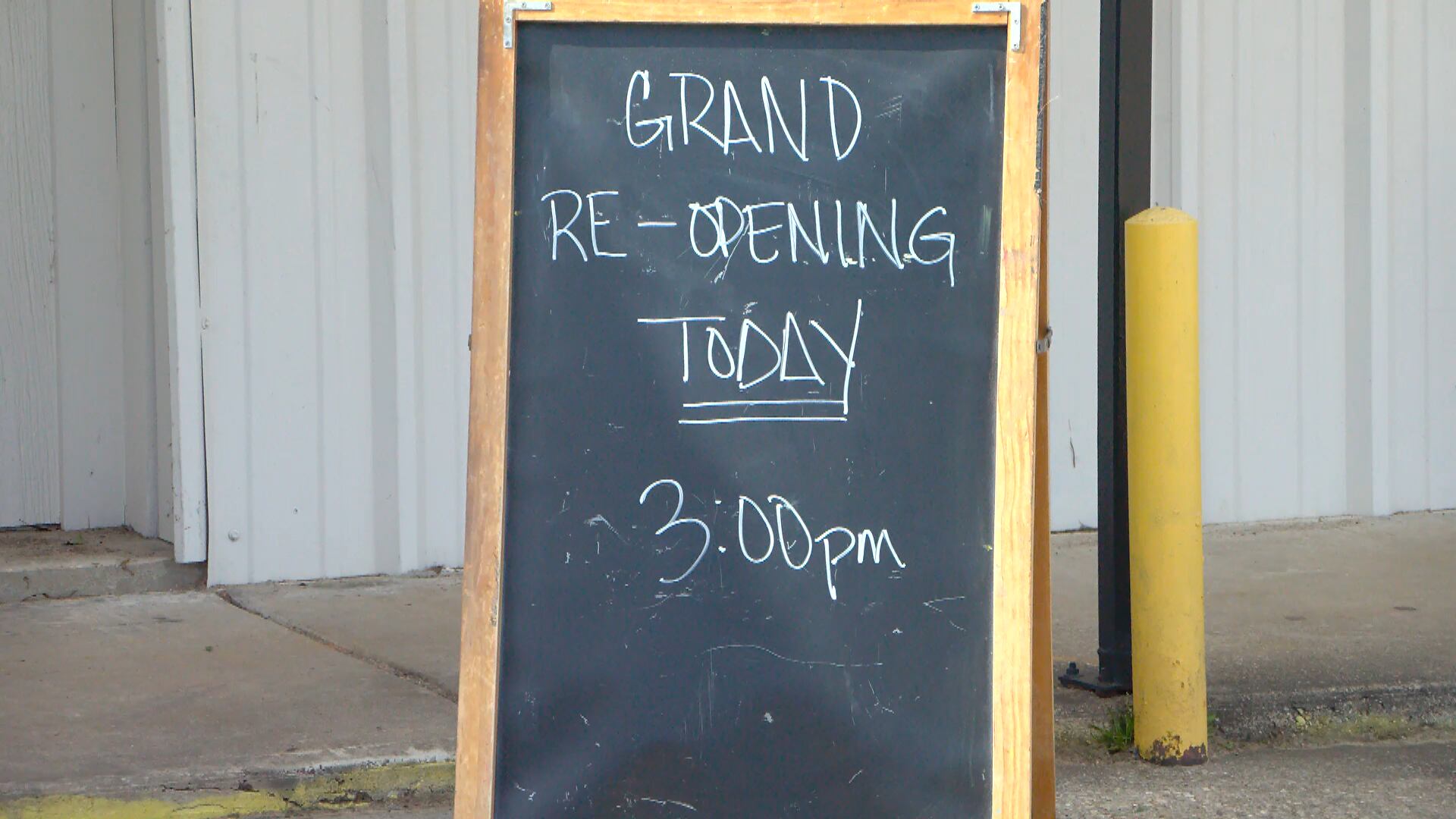 Swamp Shack BBQ reopen after car backs into building