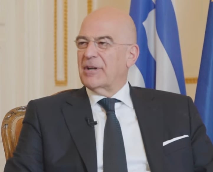 Ηχηρή διαφοροποίηση του Νίκου Δένδια από το Μαξίμου
