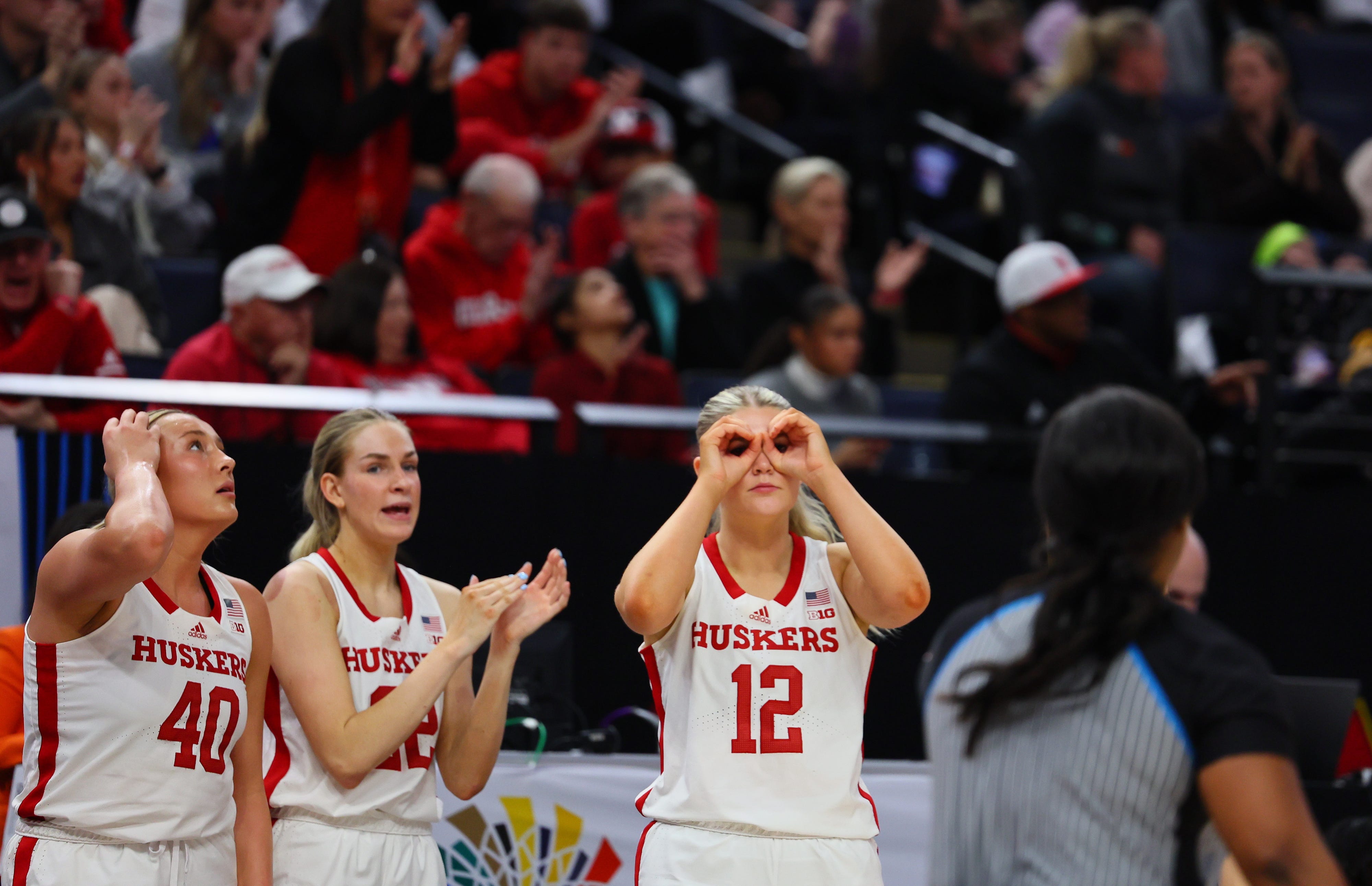 Nebraska's fourth-quarter surge lifts it past Illinois to advance to ...