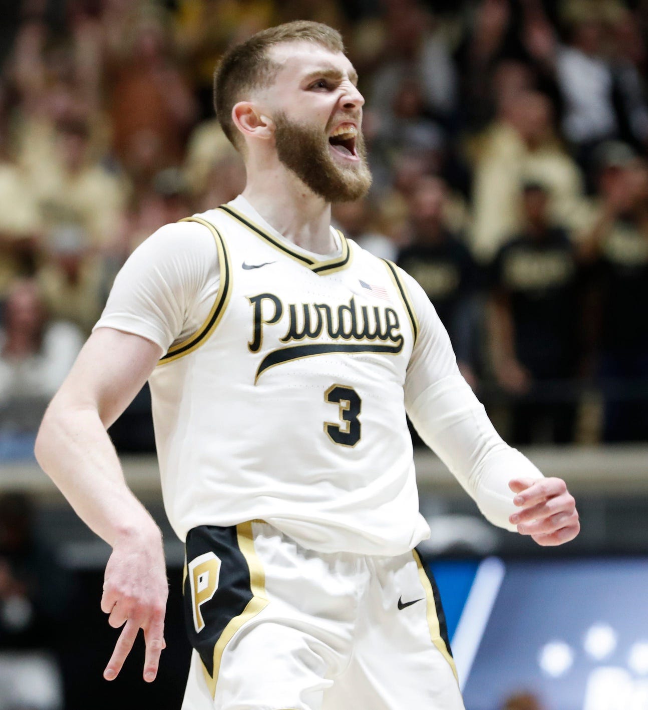 Big Ten basketball race enters home stretch