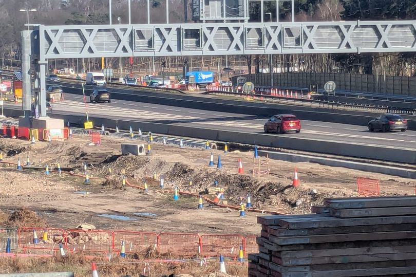 Surrey M25 drivers warned to 'avoid the entire area' this weekend for ... Surrey M25 drivers warned to 'avoid the entire area' this weekend for ...
