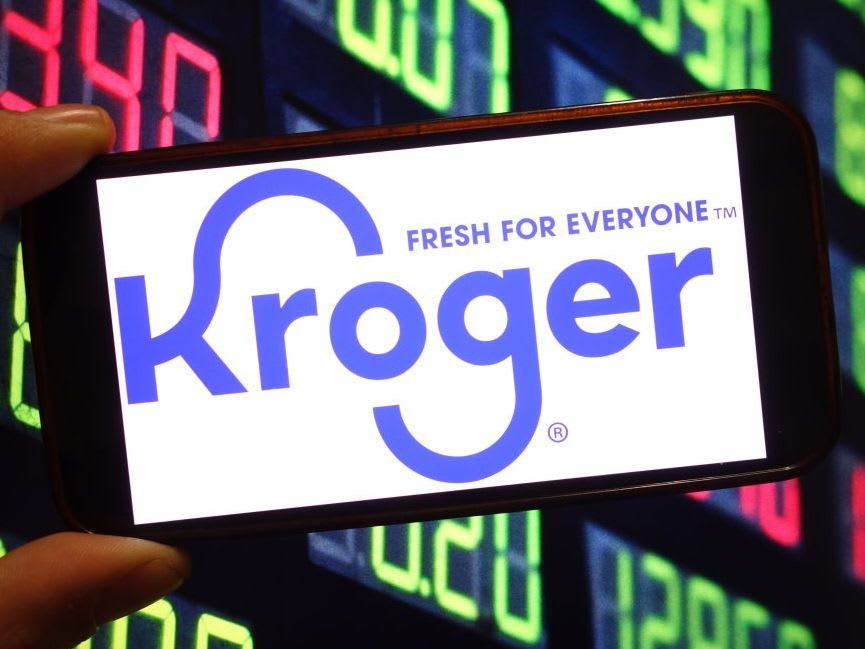 Kroger Stock Rises On Q4 EPS Beat: Retail’s Cautiously Optimistic