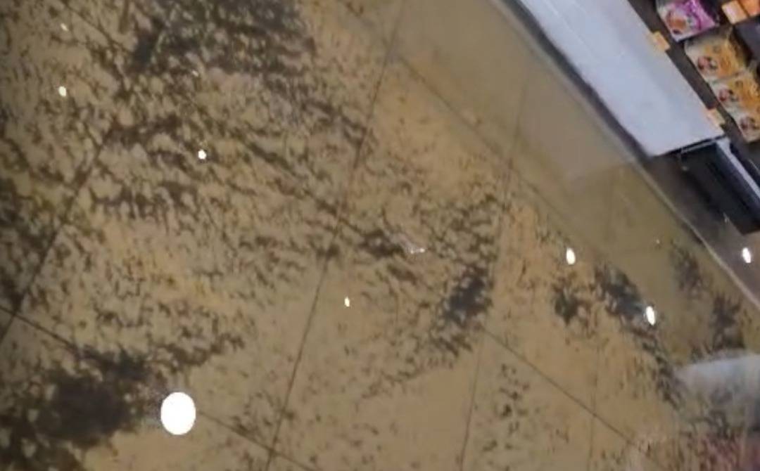Shopping mall’s lower ground floor flooded with sewage water
