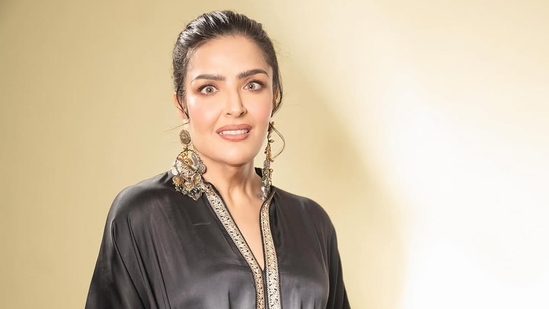 Sunaina Roshan weighs 49 kg at 53! Says she has more stamina now than ...