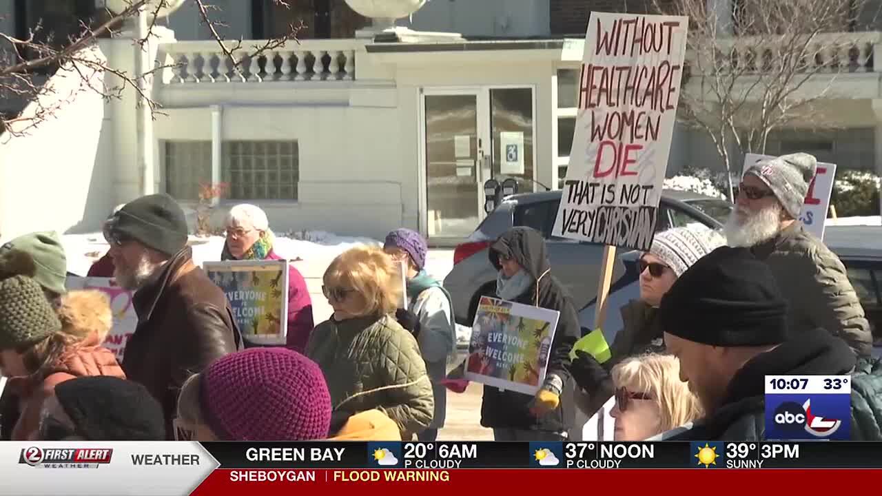 Reproductive rights rally held outside Brown County Courthouse