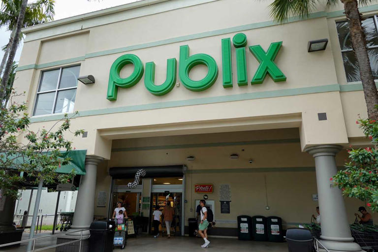 Publix Dominates Florida Grocery Market With Larger Market Value Than ...