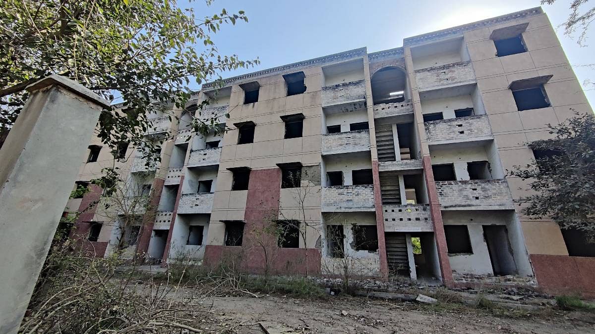 Delhi’s housing crisis—no takers for the 50,000+ flats built for urban poor