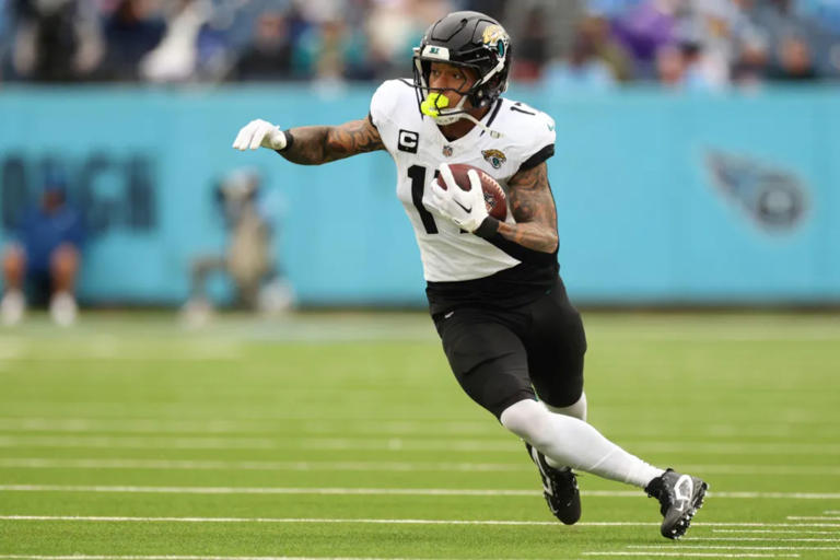 Jaguars releasing ex-Giants star, two-time Pro Bowl tight end Evan Engram