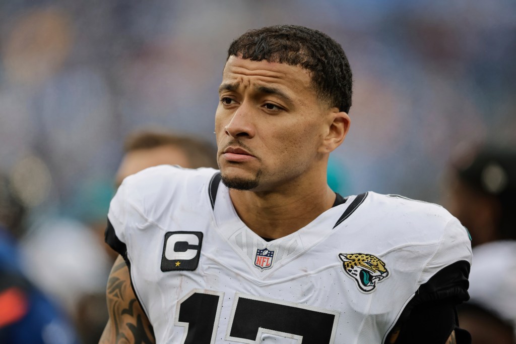 Jaguars releasing ex-Giants star, two-time Pro Bowl tight end Evan Engram