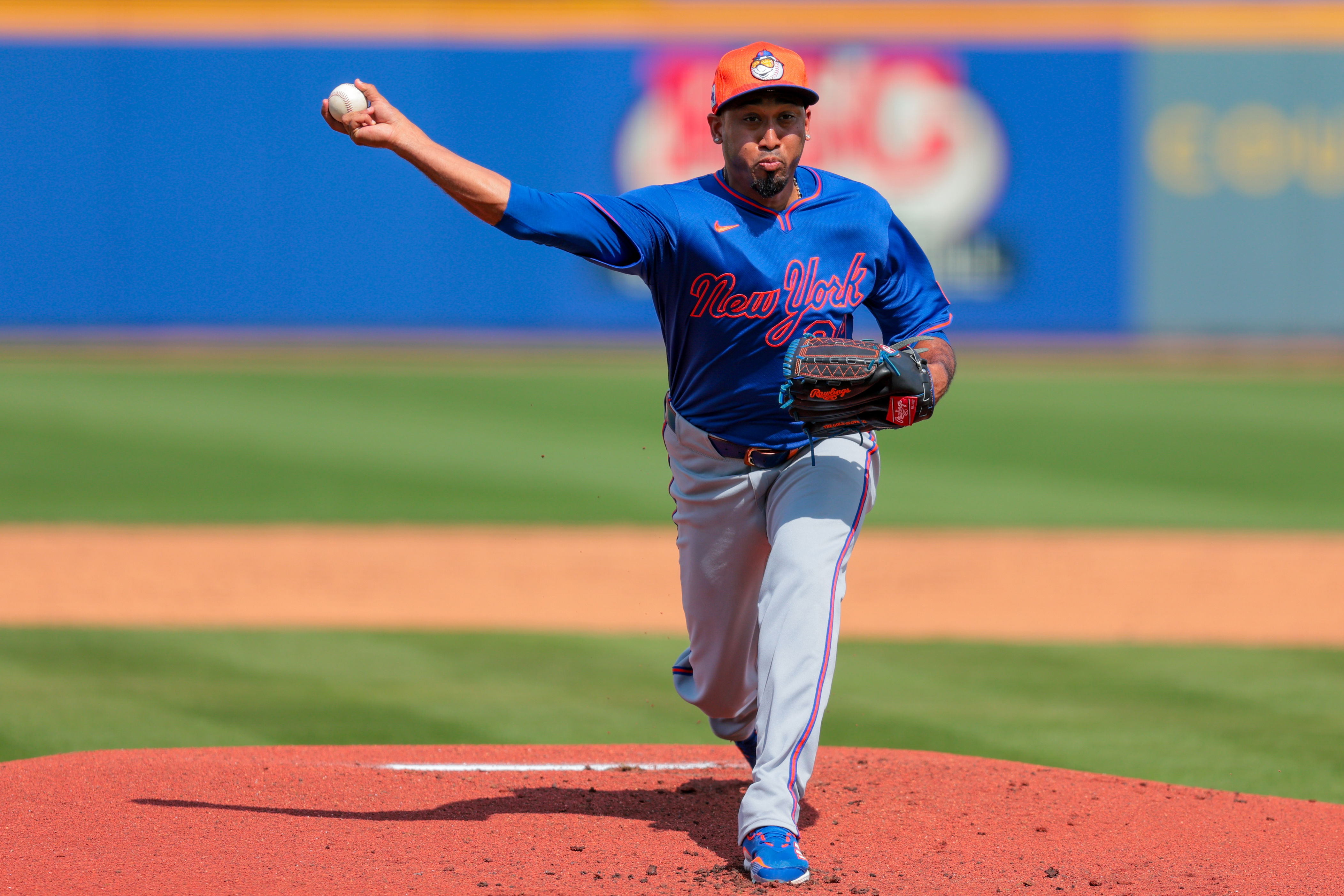 Mets’ Edwin Díaz not worried about wild spring debut: ‘Was rushing myself’