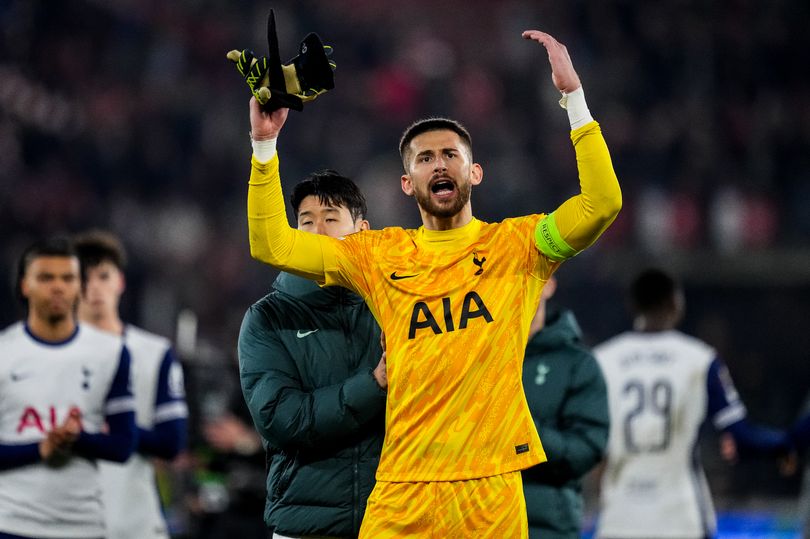 Guglielmo Vicario explains awkward moment with crowd after Tottenham ...