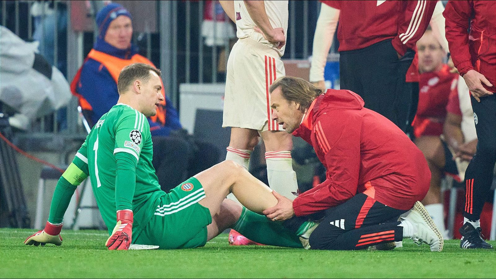 Manuel Neuer's absence looms as Bayern Munich battle Inter's Champions ...