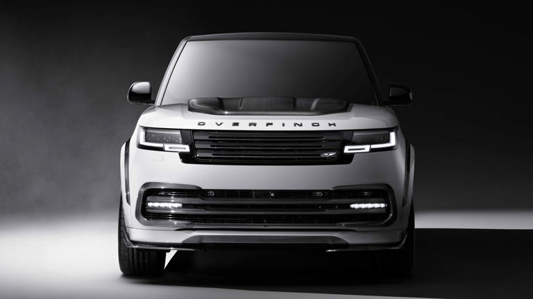 Crikey, check out the wheels on this Overfinch Velocity Edition Range Rover