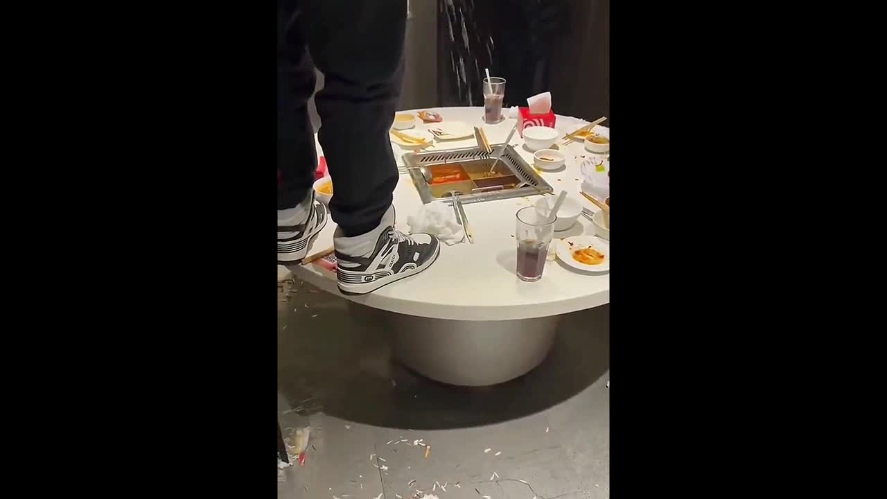 Shocking footage shows customer urinating into hotpot at Haidilao ...