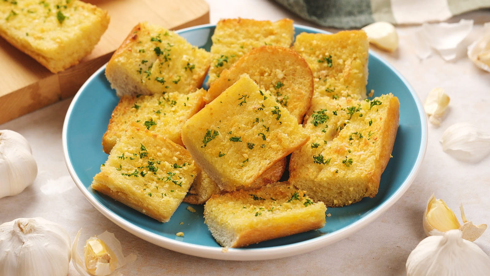 17 Garlic Recipes That Taste Better Than Anything You Can Get In A ...