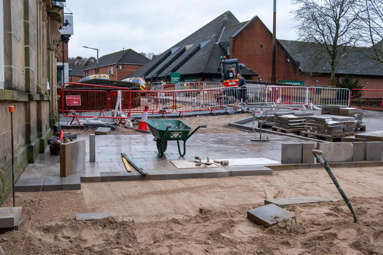 Lorries heading north banned from centre of Derbyshire town for up to ...