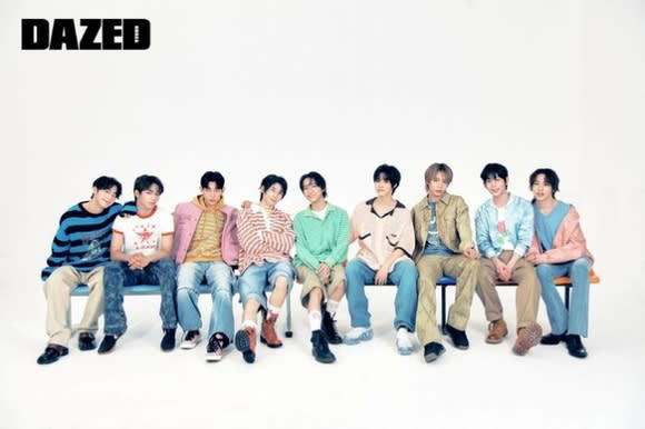 「UNIVERSE LEAGUE」から誕生！AHOF、正式デビュー前にファッション誌の表紙を飾る