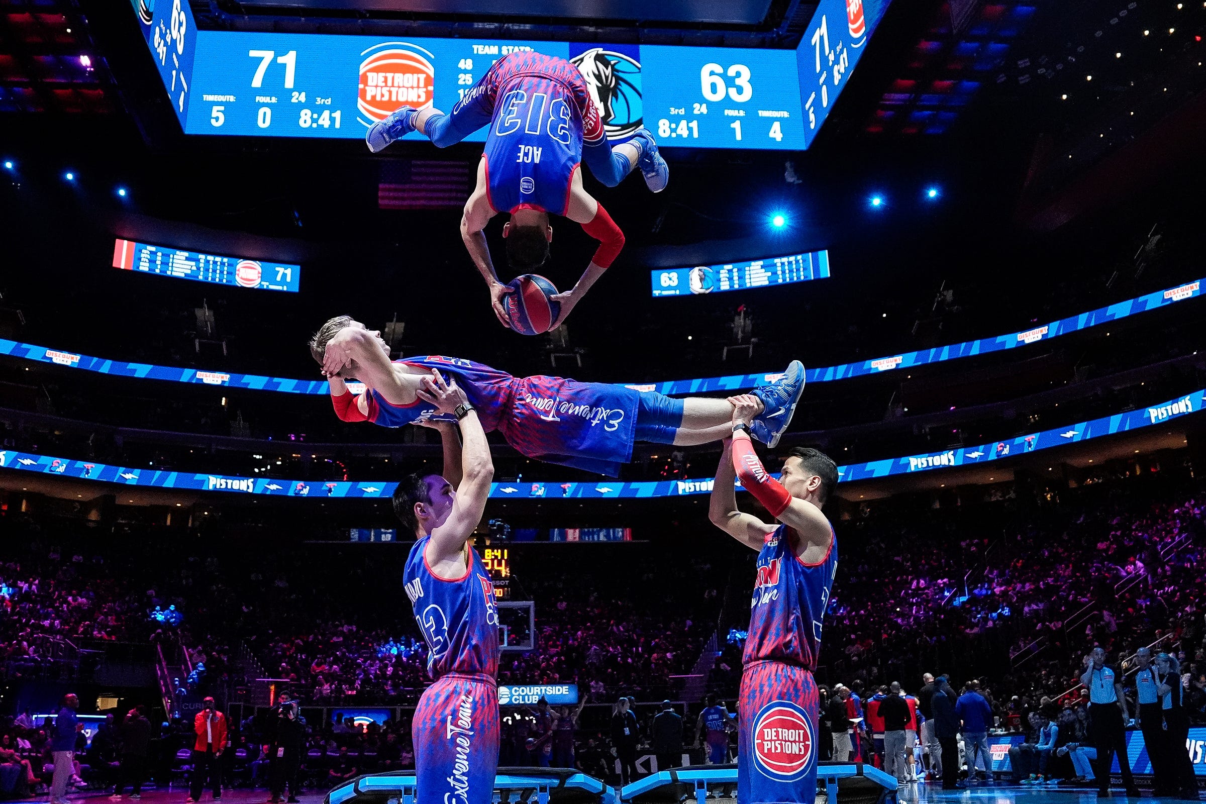 Detroit Pistons Extreme Team keeps fans entertained during game breaks