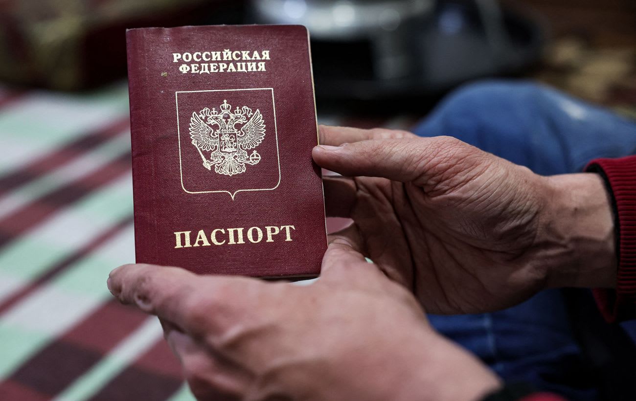 Moscow forced 3.5 million Ukrainians to take Russian passports, UK ...