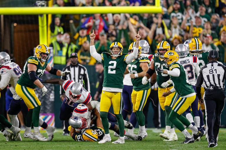 Kicker Mason Crosby officially retires in green and gold Friday