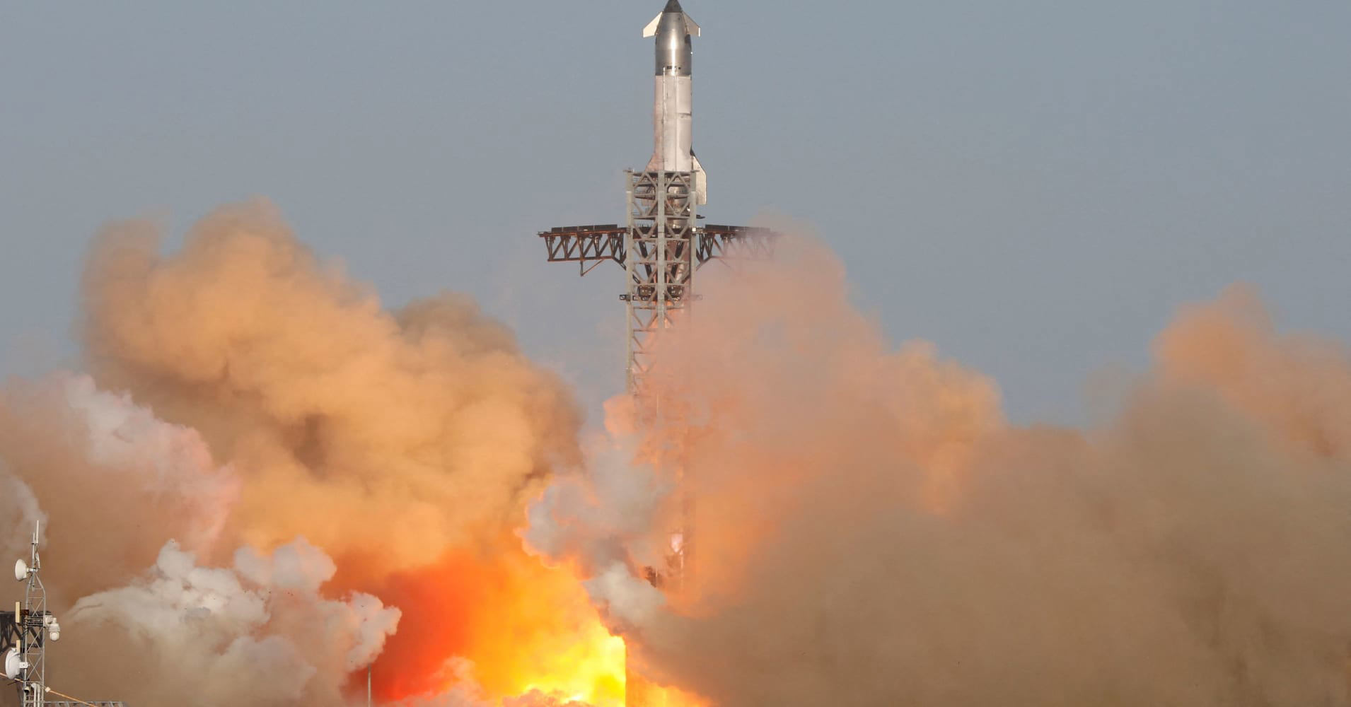 FAA briefly halts flights to several Florida airports after SpaceX ... FAA briefly halts flights to several Florida airports after SpaceX ...
