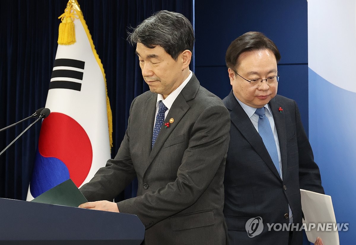 복지부, 의대 3천58명 회귀 결정에 '대놓고 불만'…"안타깝다"(종합)