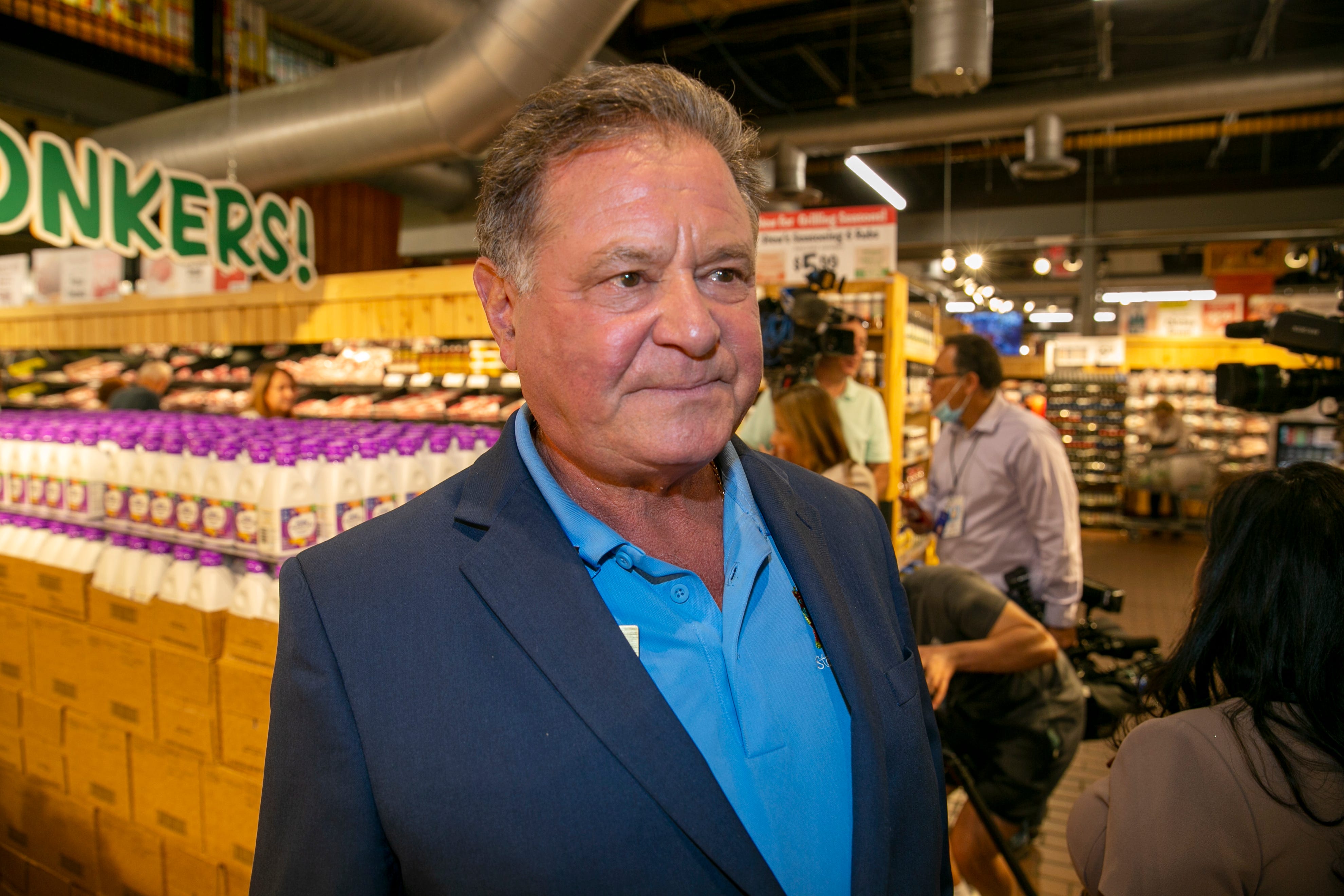 I'm a grocery store CEO. This is what my avocado and salmon suppliers ...