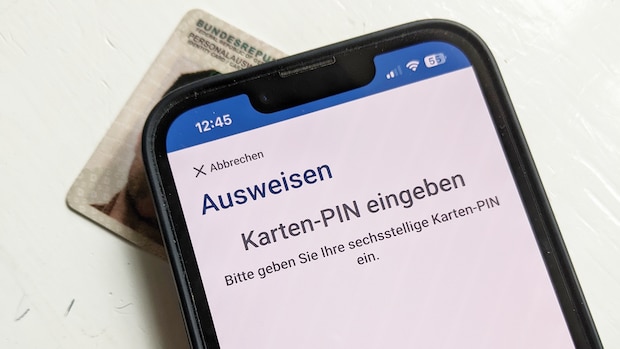 Smartphone wird zum Online-Personalausweis: Neue Version der AusweisApp