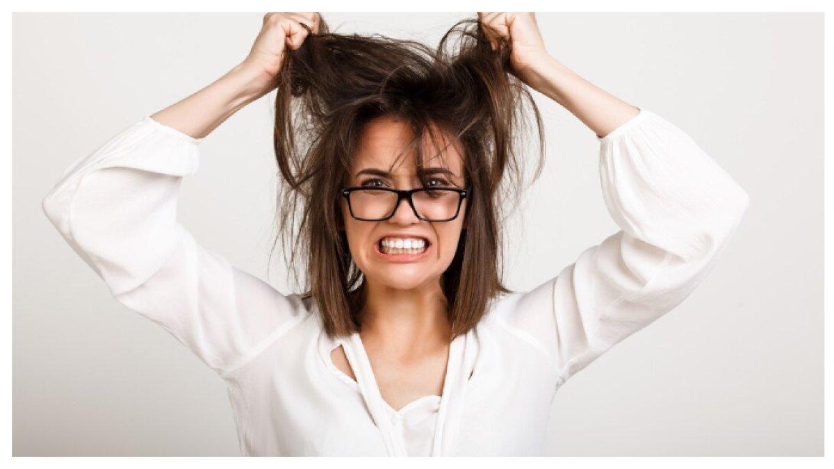 Kenapa Rambut Saya Rontok? Ini 9 Penyebab and Tips Mengatasinya