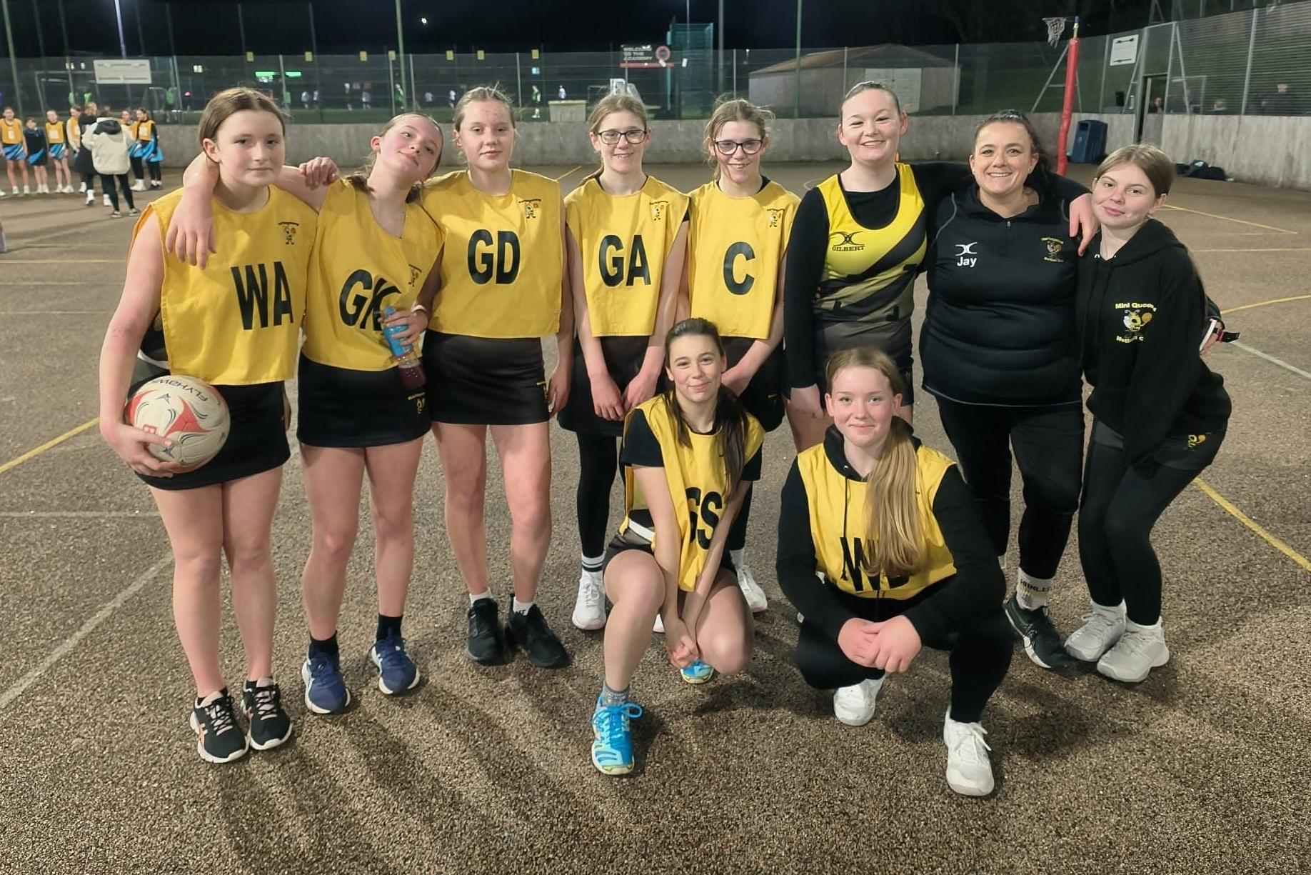 Mini Queens netball team's red carpet performance