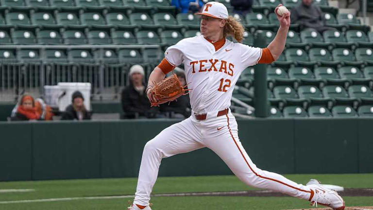 No. 12 Longhorns Continue Homestand Against Santa Clara